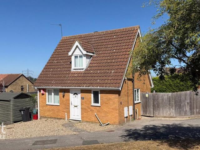 2 bedroom detached house for sale