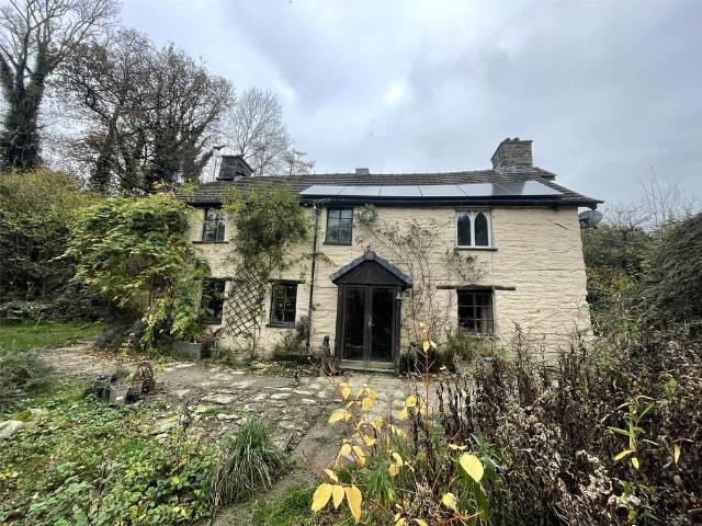 2 bedroom detached house for sale