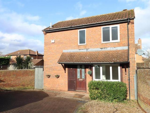 2 bedroom detached house for sale