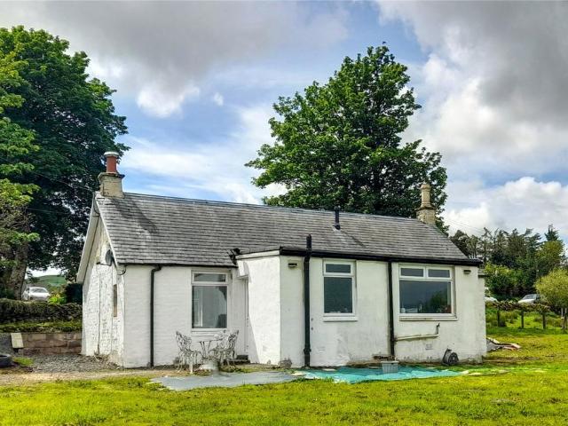 2 bedroom detached house for sale