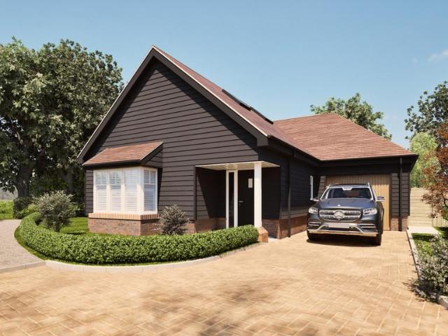 2 bedroom detached house for sale