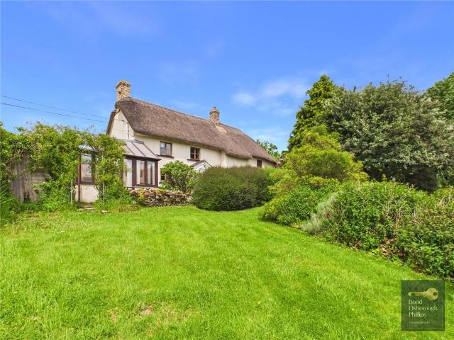 2 bedroom detached house for sale