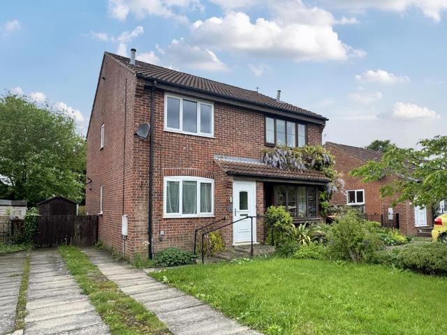 2 bedroom detached house for sale