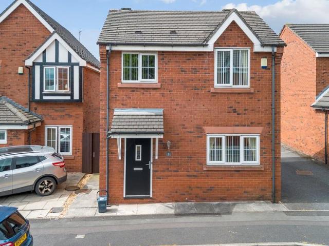 2 bedroom detached house for sale