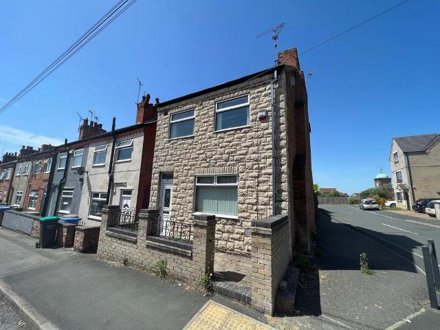 2 bedroom detached house for sale