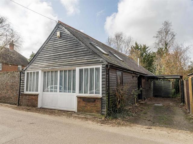 2 bedroom detached house for sale