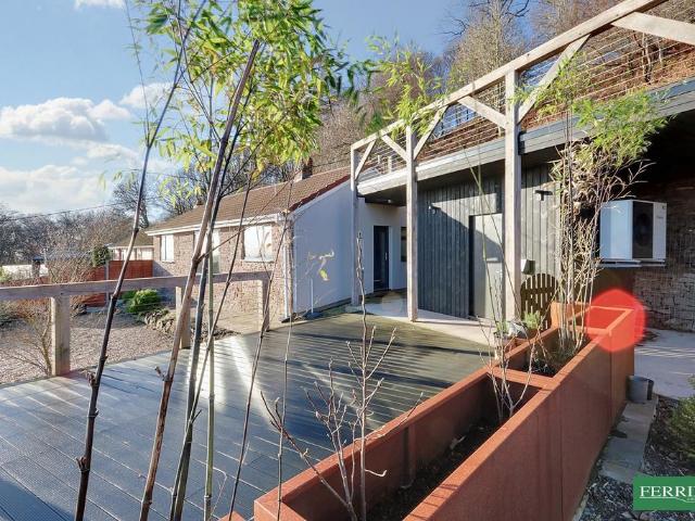 2 bedroom detached house for sale