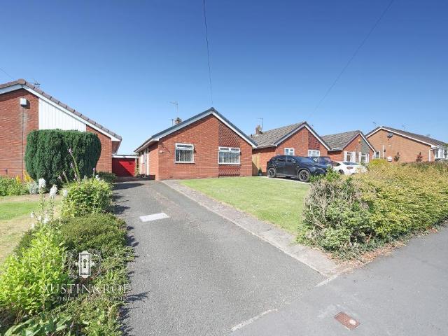 2 bedroom detached house for sale