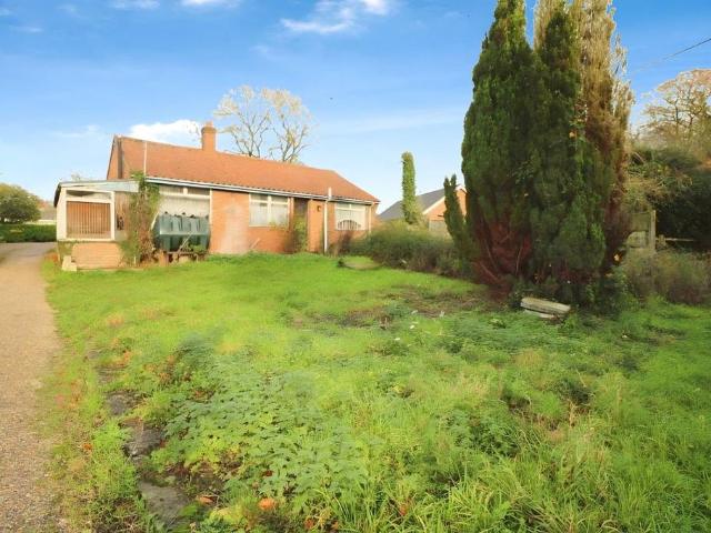 2 bedroom detached house for sale