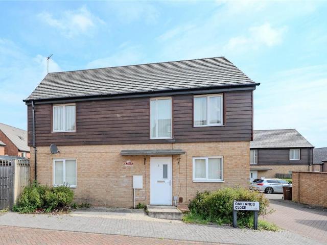 2 bedroom detached house for sale