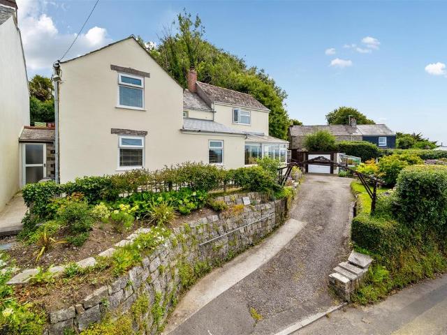 2 bedroom detached house for sale