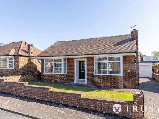 2 bedroom detached house for sale