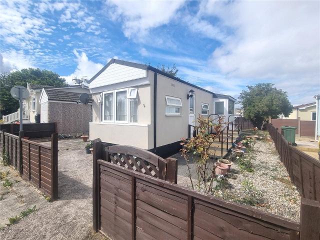 2 bedroom detached house for sale