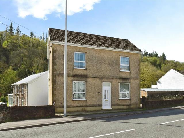 2 bedroom detached house for sale