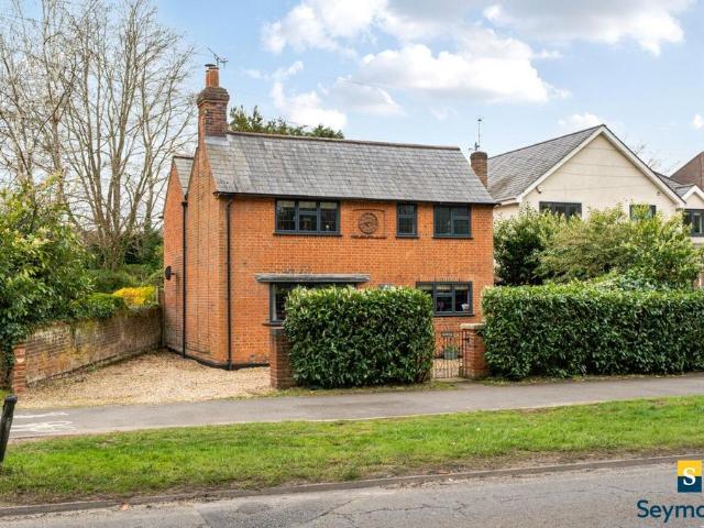 2 bedroom detached house for sale