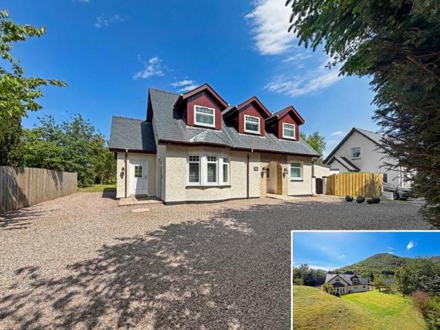 2 bedroom detached house for sale
