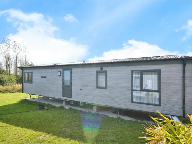 2 bedroom retirement property for sale