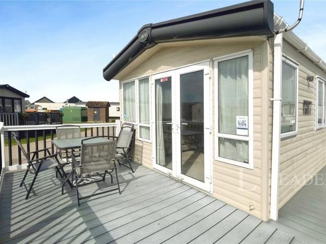 2 bedroom detached house for sale
