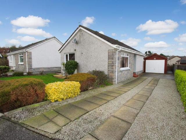 2 bedroom detached house for sale