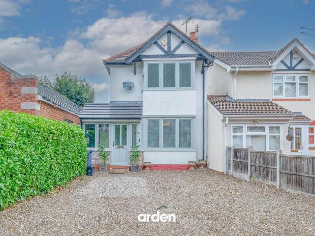 2 bedroom detached house for sale