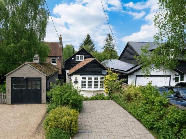 2 bedroom detached house for sale