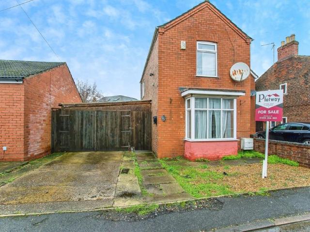 2 bedroom detached house for sale