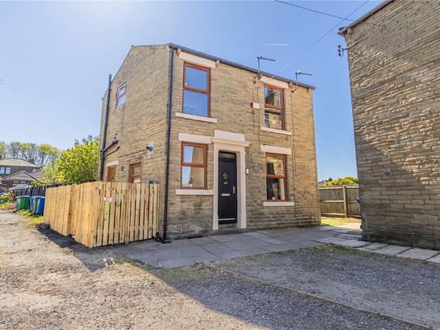2 bedroom detached house for sale