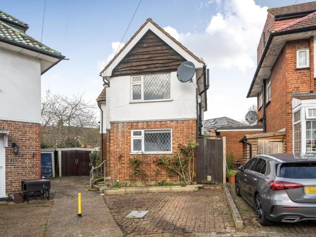 2 bedroom detached house for sale