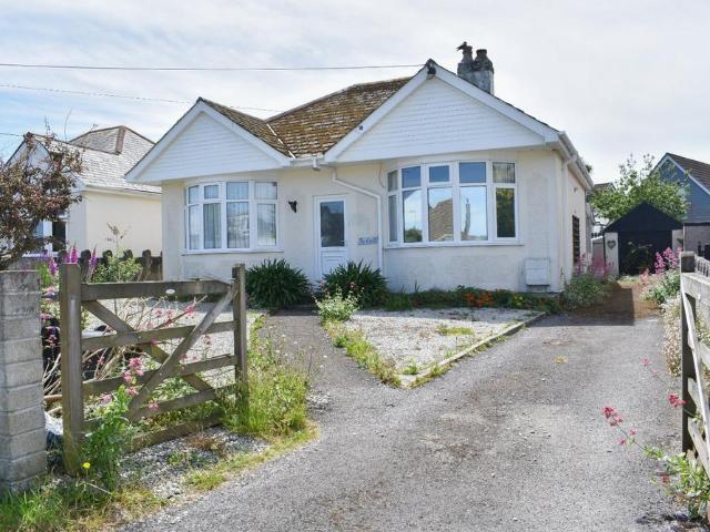 2 bedroom detached house for sale