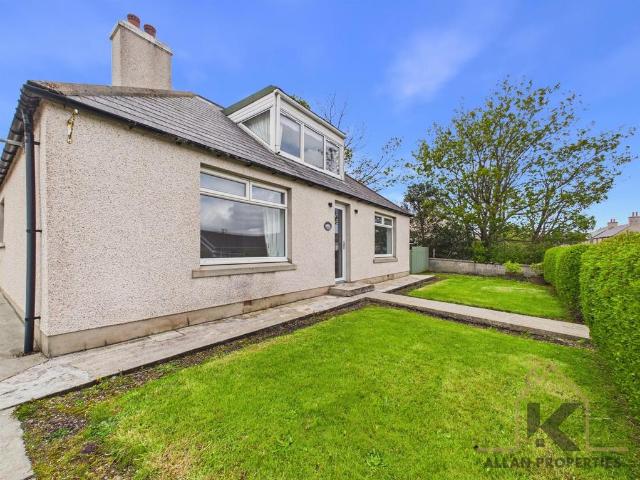 2 bedroom detached house for sale