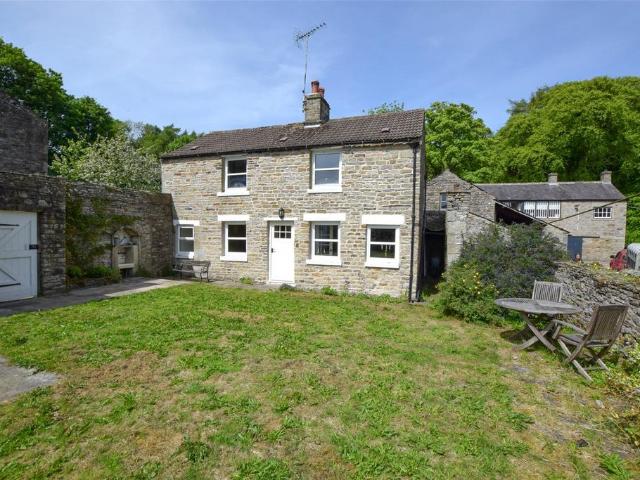 2 bedroom detached house for sale