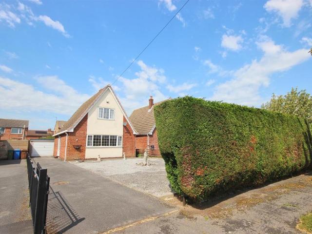 2 bedroom detached house for sale