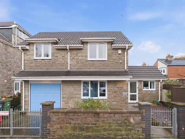 2 bedroom detached house for sale