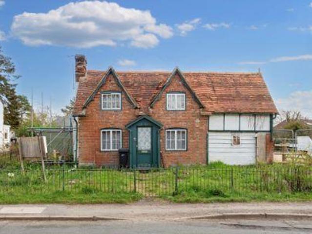 2 bedroom detached house for sale
