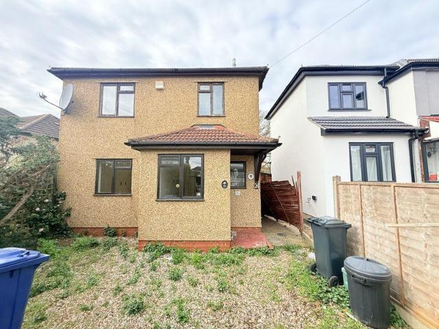 2 bedroom detached house for sale
