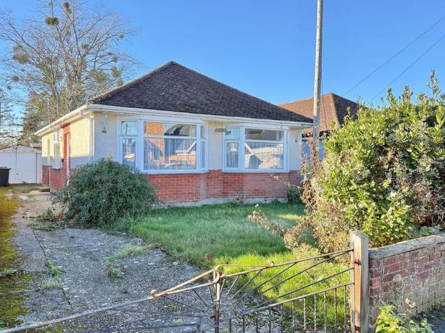 2 bedroom detached house for sale