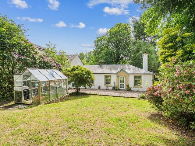 2 bedroom detached house for sale