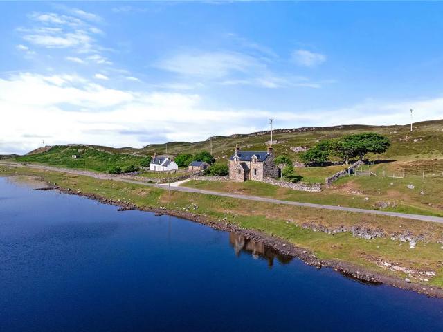 2 bedroom detached house for sale