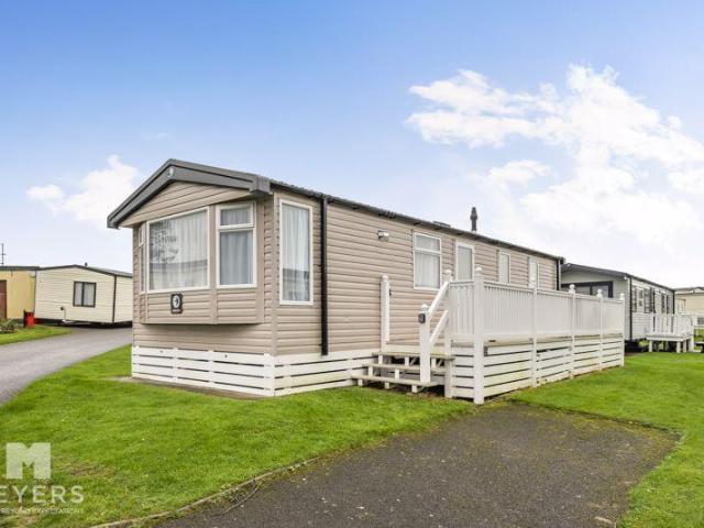 2 bedroom detached house for sale