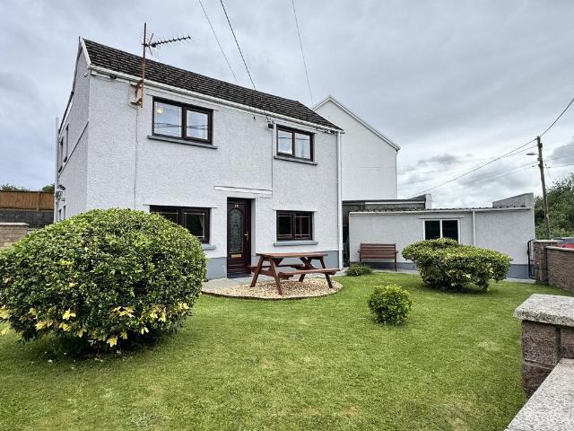 2 bedroom detached house for sale