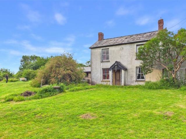 2 bedroom detached house for sale