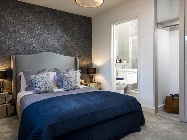 2 bedroom detached house for sale