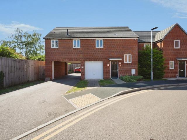 2 bedroom detached house for sale