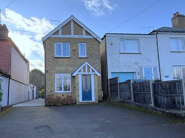 2 bedroom detached house for sale