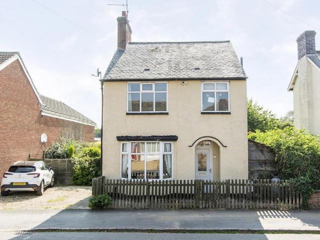 2 bedroom detached house for sale