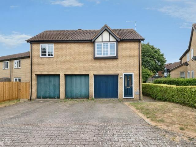 2 bedroom detached house for sale