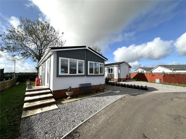 2 bedroom detached house for sale