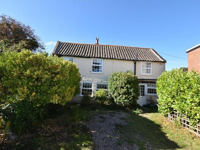 2 bedroom detached house for sale
