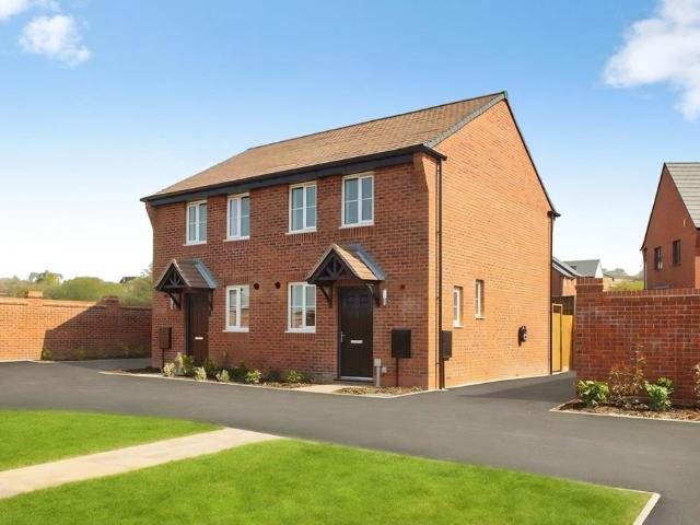 2 bedroom detached house for sale