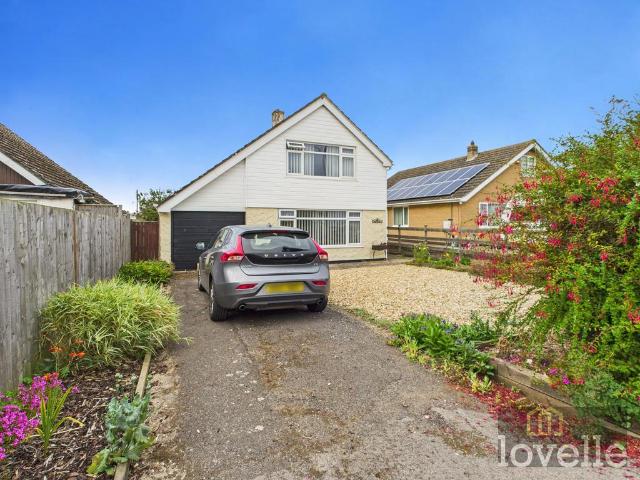 2 bedroom detached house for sale